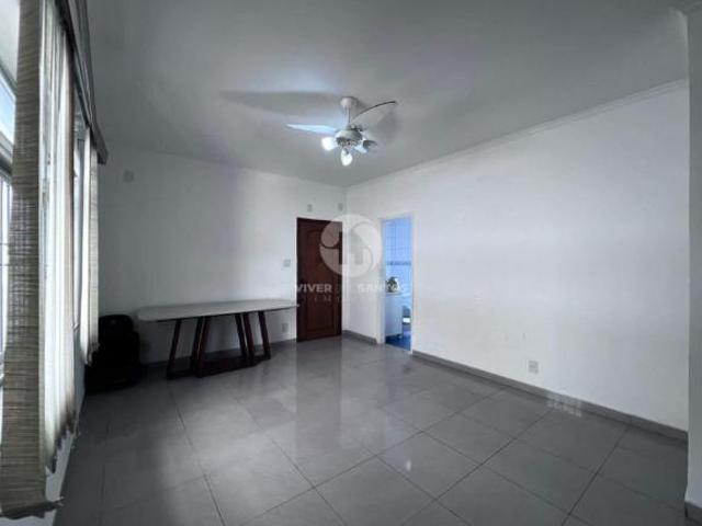 Apartamento com 3 quartos e 1 vaga escriturada no Gonzaga em Santos