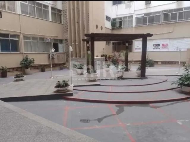 Apartamento com 3 Quartos e 1 banheiro à Venda, 101 m² por R$ 920.000