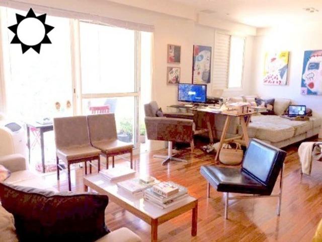 Apartamento com 3 Quartos e 1 banheiro à Venda, 110 m² por R$ 1.030.000