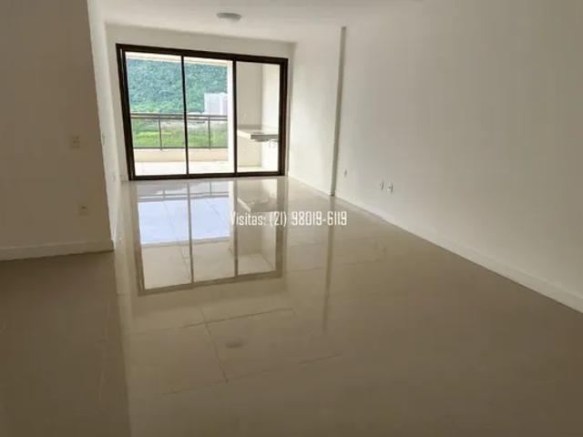 Apartamento com 3 Quartos e 1 banheiro à Venda, 110 m² por R$ 880.000