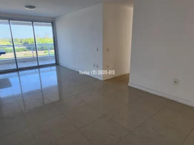 Apartamento com 3 Quartos e 1 banheiro à Venda, 110 m² por R$ 930.000