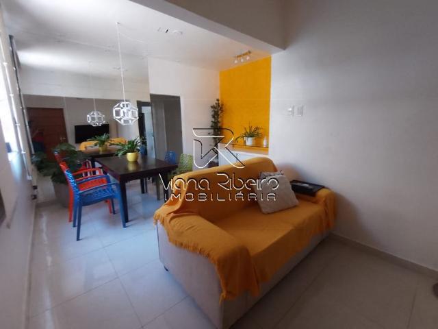Apartamento com 3 Quartos e 1 banheiro à Venda, 55 m² por R$ 360.000