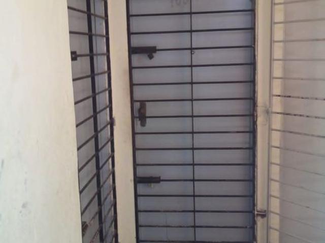 Apartamento com 3 Quartos e 1 banheiro à Venda, 50 m² por R$ 50.000