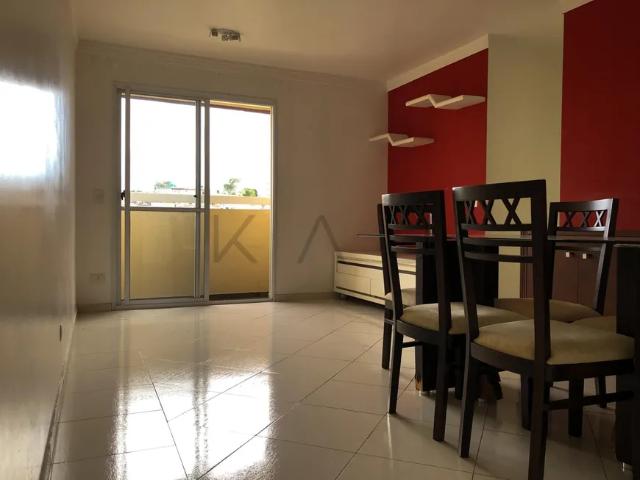 Apartamento com 3 Quartos e 1 banheiro à Venda, 65 m² por R$ 350.000
