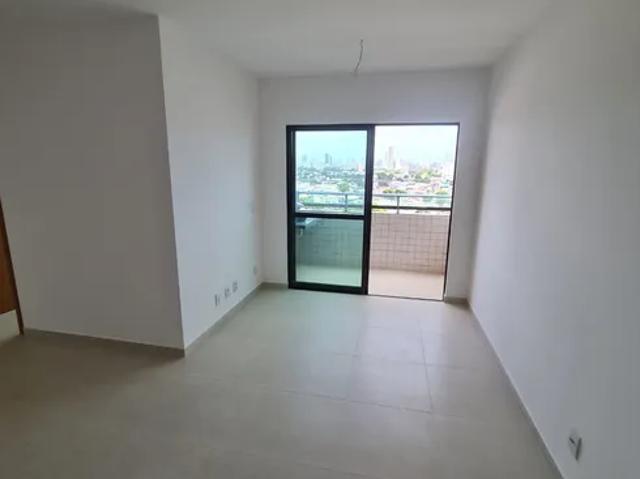 Apartamento com 3 Quartos e 1 banheiro à Venda, 61 m² por R$ 415.000
