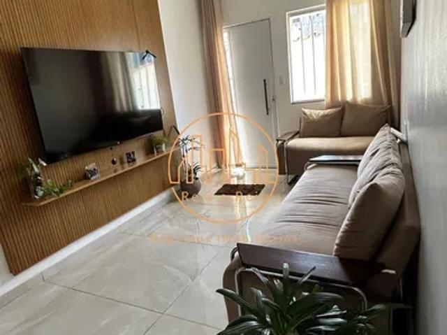 Apartamento com 3 Quartos e 1 banheiro à Venda, 77 m² por R$ 380.000