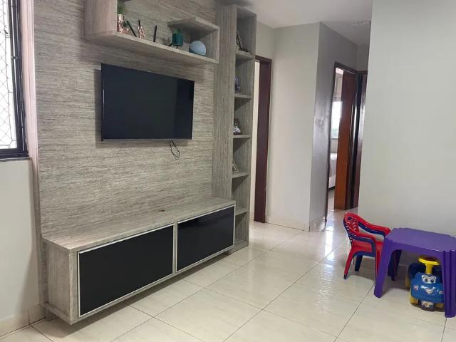 Apartamento com 3 Quartos e 1 banheiro à Venda, 78 m² por R$ 295.000