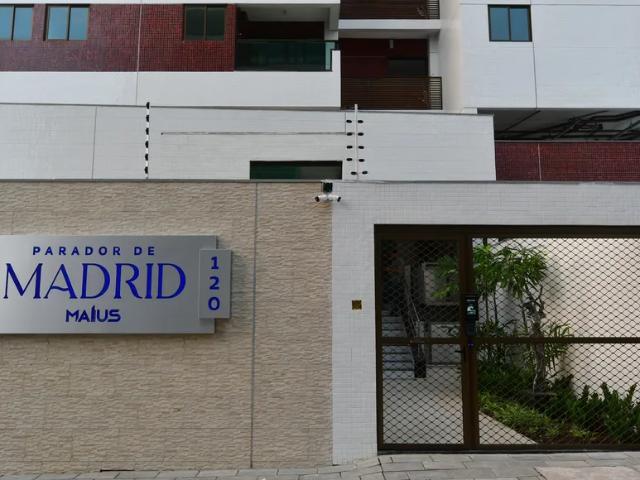 Apartamento com 3 Quartos e 1 banheiro à Venda, 79 m² por R$ 880.110