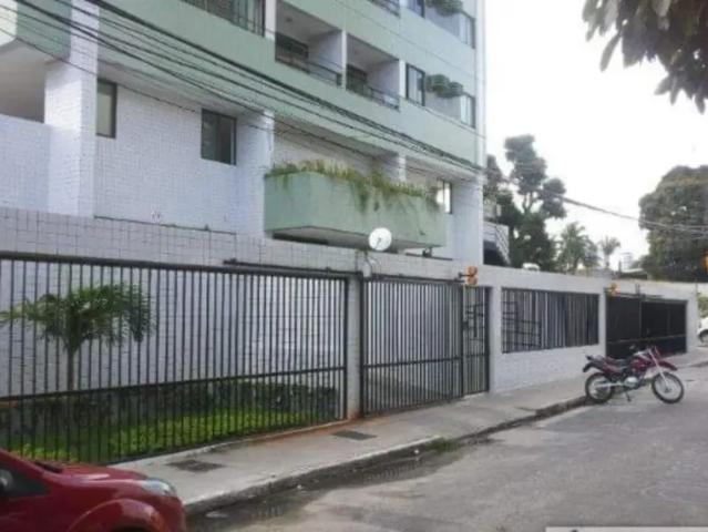 Apartamento com 3 Quartos e 1 banheiro à Venda, 70 m² por R$ 380.000