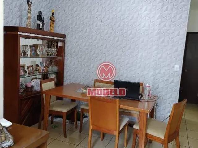 Apartamento com 3 Quartos e 1 banheiro à Venda, 72 m² por R$ 170.000