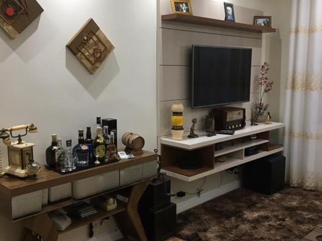 Apartamento com 3 Quartos e 1 banheiro à Venda, 81 m² por R$ 450.000