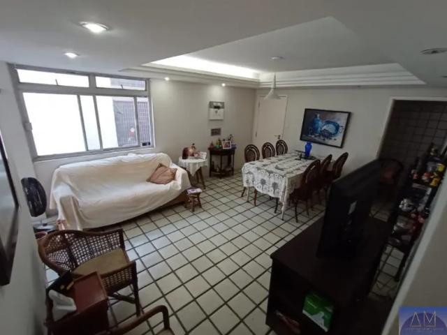 Apartamento com 3 Quartos e 1 banheiro à Venda, 90 m² por R$ 370.000