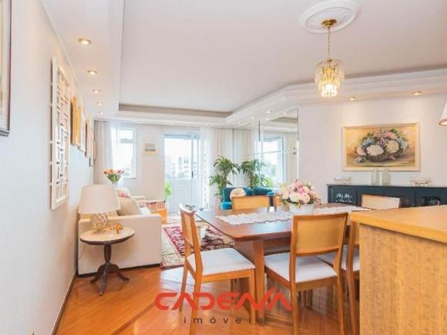 Apartamento com 3 quartos e 2 vagas à venda no Bacacheri