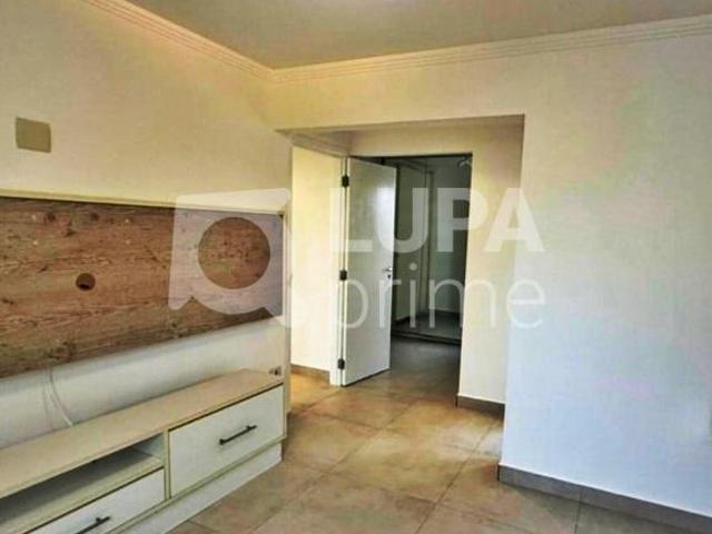 APARTAMENTO COM 3 QUARTOS E 2 VAGAS DE GARAGEM À VENDA NO LAUZANE PAULISTA