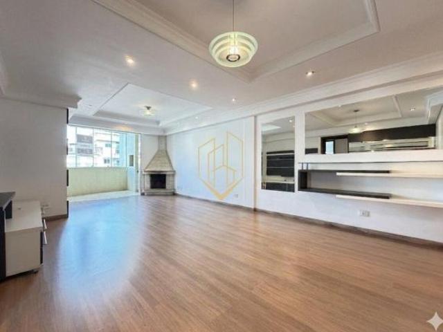 Apartamento com 3 quartos e 2 vagas na Vila Izabel