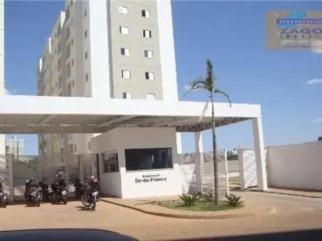 Apartamento com 3 Quartos e 2 banheiros à Venda, 65 m² por R$ 280.000