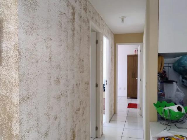 Apartamento com 3 Quartos e 2 banheiros à Venda, 65 m² por R$ 380.000