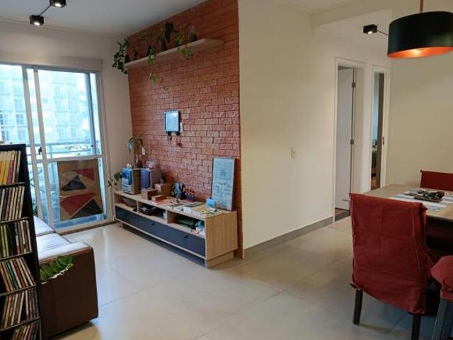 Apartamento com 3 Quartos e 2 banheiros à Venda, 65 m² por R$ 650.000