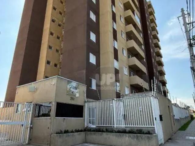 Apartamento com 3 Quartos e 2 banheiros à Venda, 66 m² por R$ 310.000