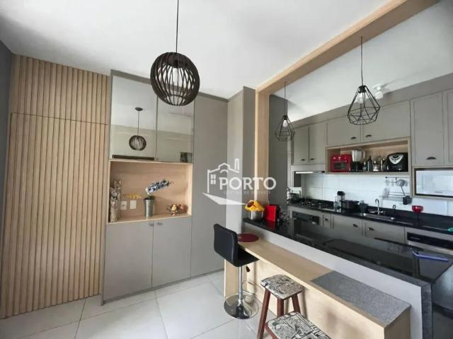 Apartamento com 3 Quartos e 2 banheiros à Venda, 68 m² por R$ 350.000