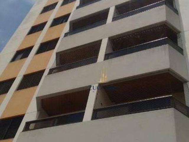 Apartamento com 3 Quartos e 2 banheiros à Venda, 68 m² por R$ 450.000