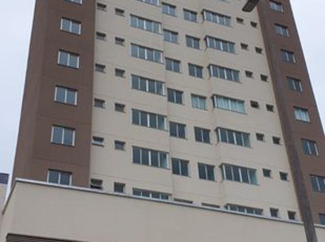 Apartamento com 3 Quartos e 2 banheiros à Venda, 68 m² por R$ 450.001