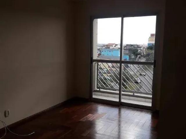 Apartamento com 3 Quartos e 2 banheiros à Venda, 69 m² por R$ 295.000