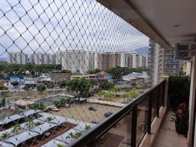 Apartamento com 3 Quartos e 2 banheiros à Venda, 69 m² por R$ 450.000