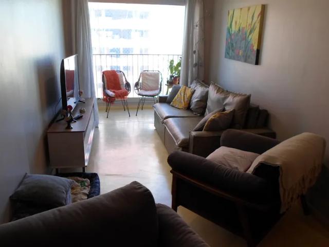 Apartamento com 3 Quartos e 2 banheiros à Venda, 69 m² por R$ 480.000