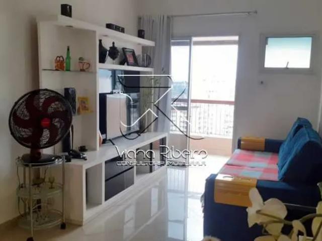 Apartamento com 3 Quartos e 2 banheiros à Venda, 70 m² por R$ 298.000