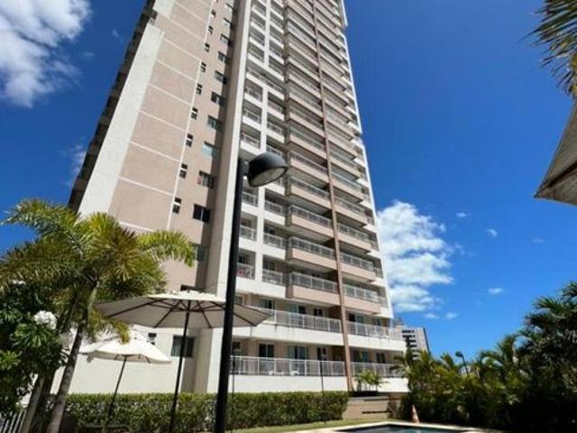 Apartamento com 3 Quartos e 2 banheiros à Venda, 70 m² por R$ 450.000