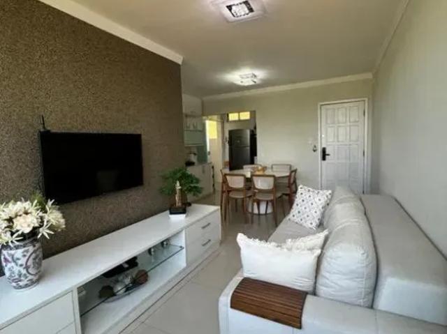 Apartamento com 3 Quartos e 2 banheiros à Venda, 70 m² por R$ 439.990