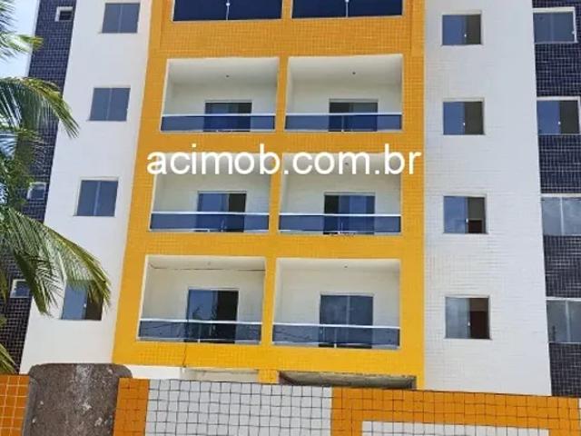 Apartamento com 3 Quartos e 2 banheiros à Venda, 72 m² por R$ 290.000