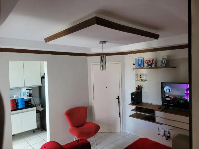 Apartamento com 3 Quartos e 2 banheiros à Venda, 72 m² por R$ 200.000