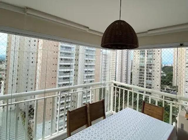 Apartamento com 3 Quartos e 2 banheiros à Venda, 77 m² por R$ 770.000