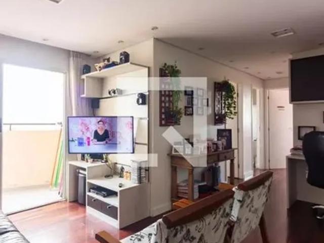 Apartamento com 3 Quartos e 2 banheiros à Venda, 74 m² por R$ 435.000