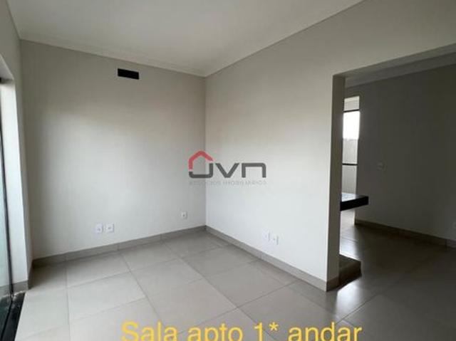 Apartamento com 3 Quartos e 2 banheiros à Venda, 75 m² por R$ 350.000