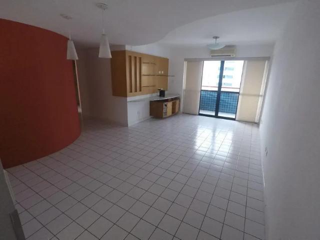 Apartamento com 3 Quartos e 2 banheiros à Venda, 75 m² por R$ 379.000