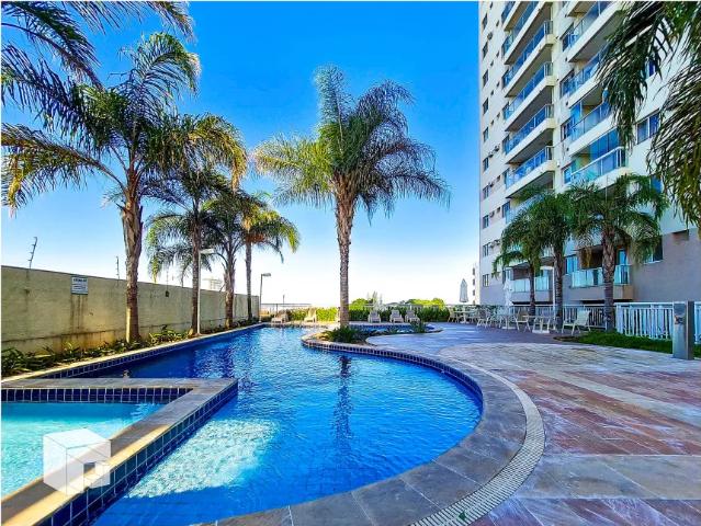 Apartamento com 3 Quartos e 2 banheiros à Venda, 75 m² por R$ 470.000