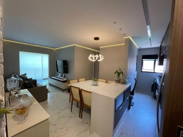 Apartamento com 3 Quartos e 2 banheiros à Venda, 75 m² por R$ 629.900