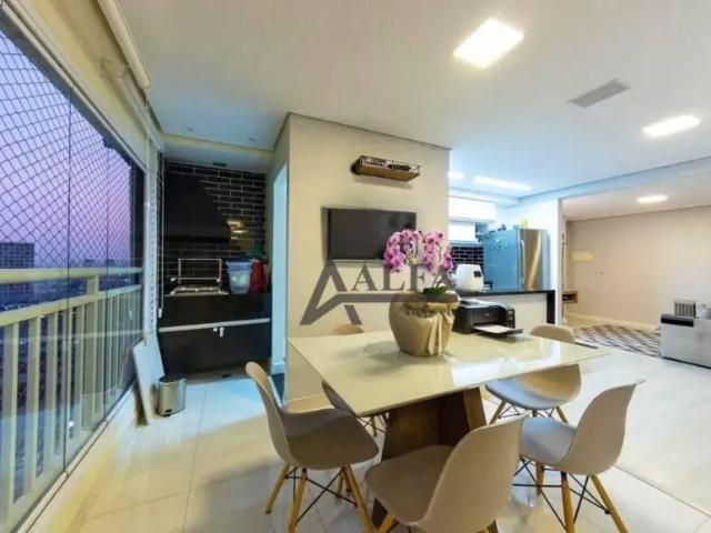 Apartamento com 3 Quartos e 2 banheiros à Venda, 75 m² por R$ 820.000