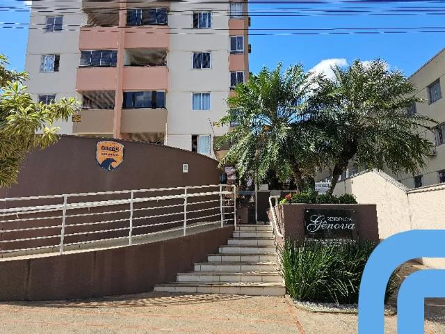 Apartamento com 3 Quartos e 2 banheiros à Venda, 78 m² por R$ 305.000