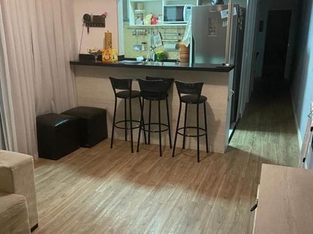 Apartamento com 3 Quartos e 2 banheiros à Venda, 78 m² por R$ 450.000