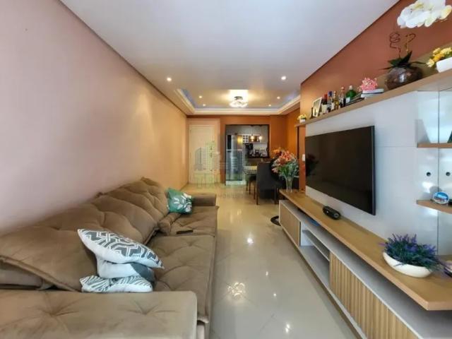 Apartamento com 3 Quartos e 2 banheiros à Venda, 83 m² por R$ 441.000