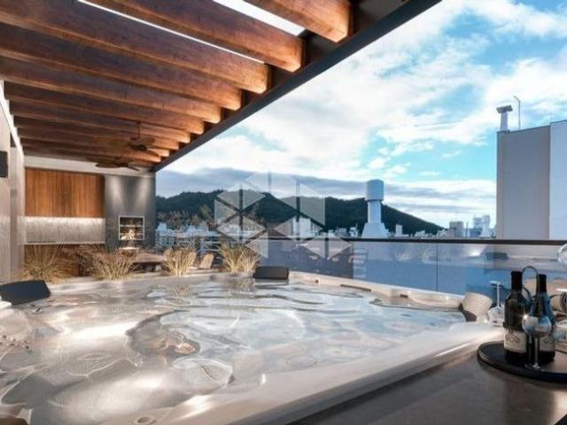 Apartamento com 3 Quartos e 2 banheiros à Venda, 80 m² por R$ 1.069.065