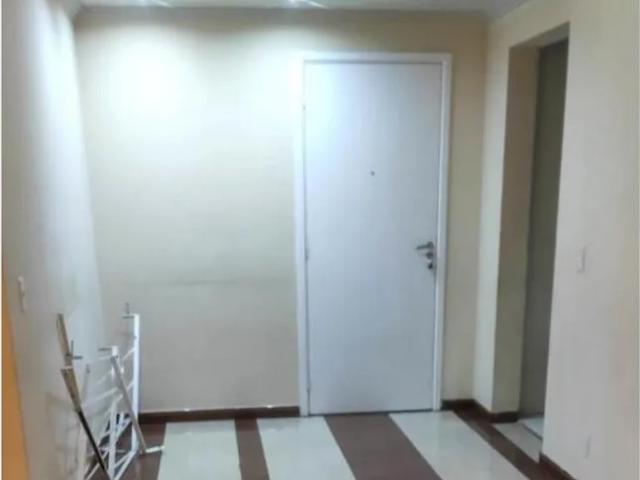 Apartamento com 3 Quartos e 2 banheiros à Venda, 82 m² por R$ 350.000