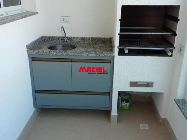 Apartamento com 3 Quartos e 2 banheiros à Venda, 84 m² por R$ 720.000,00