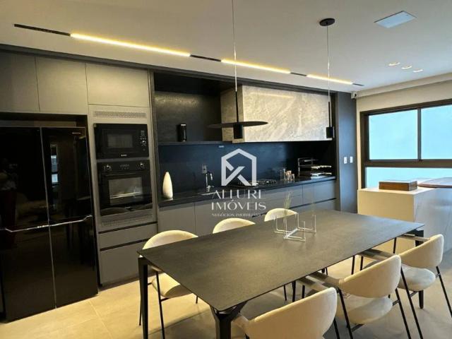 Apartamento com 3 Quartos e 2 banheiros à Venda, 84 m² por R$ 935.249