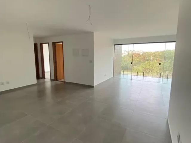 Apartamento com 3 Quartos e 2 banheiros à Venda, 85 m² por R$ 520.000
