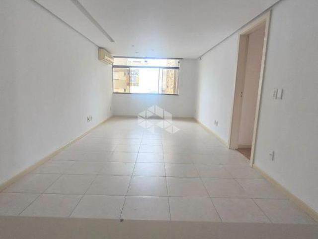 Apartamento com 3 Quartos e 2 banheiros à Venda, 88 m²